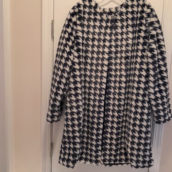 Fever | Jackets & Coats | Fever Houndstooth Faux Fur Coat | Poshmark